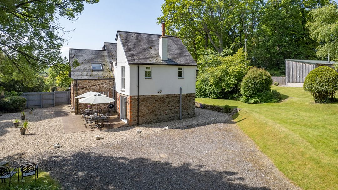 Somers Hiscott, Luxury Large House in Devon, Sleeps 12, Log Burner