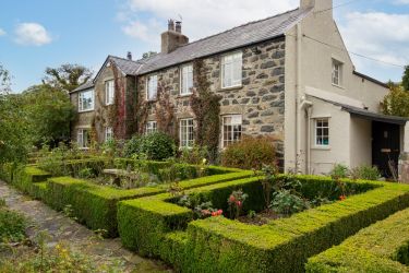 Holiday Cottages in Conwy County to Rent | Self Catering Conwy County