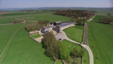 Lighthouse Barn, 6 Bedroom Barn in The Peak District, Sleeps 18
