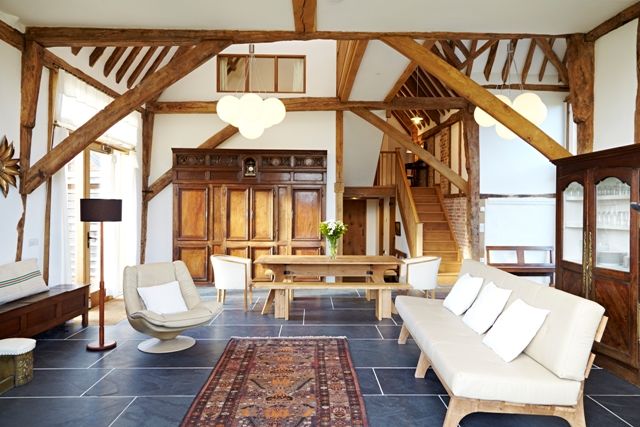 Grove Farm, 13 Bedroom Holiday Cottage in Suffolk, Sleeps 27