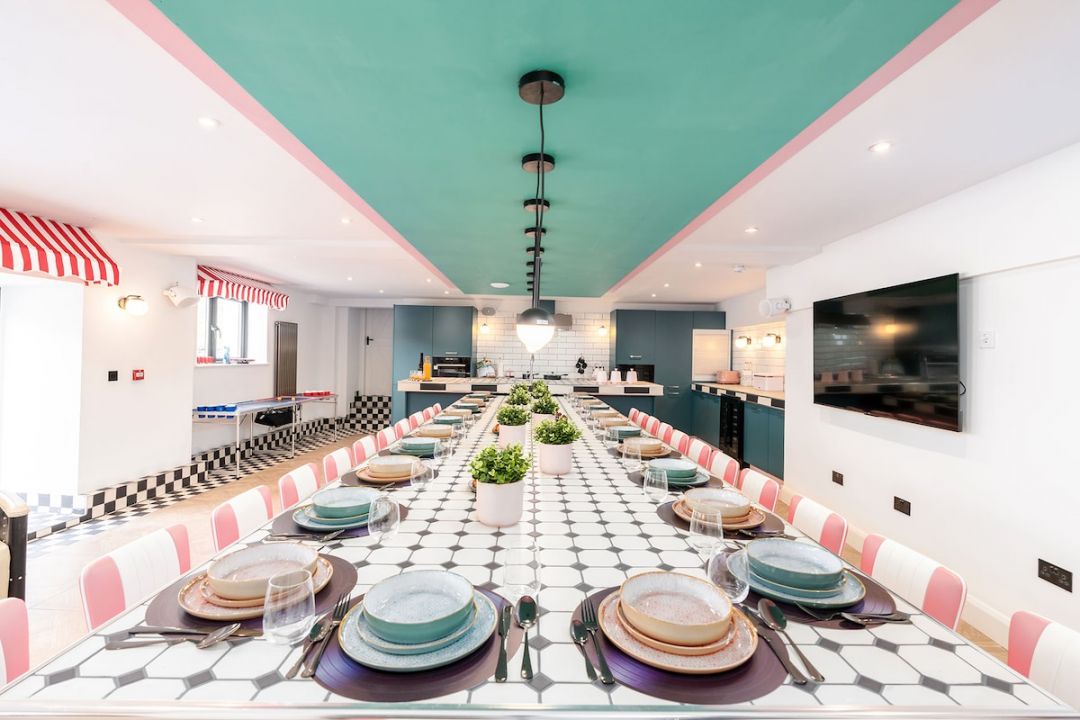 Kirkstone Pass Inn, Luxury House in The Lake District, Sleeps 22